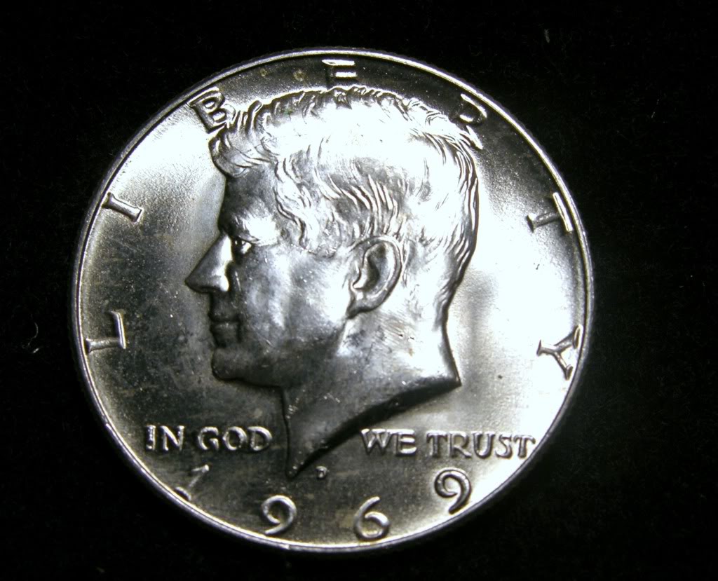 Zeke1629 1969 D Kennedy Half Dollar Choice BU