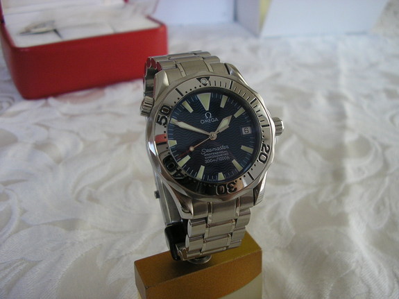 FS: OMEGA Electric Blue 300m Seamaster Pro | WatchUSeek Watch Forums