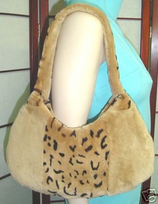 eurostylefurs : SHEARED BEAVER BEIGE COLOR & PRINTED ALL FUR PURSE