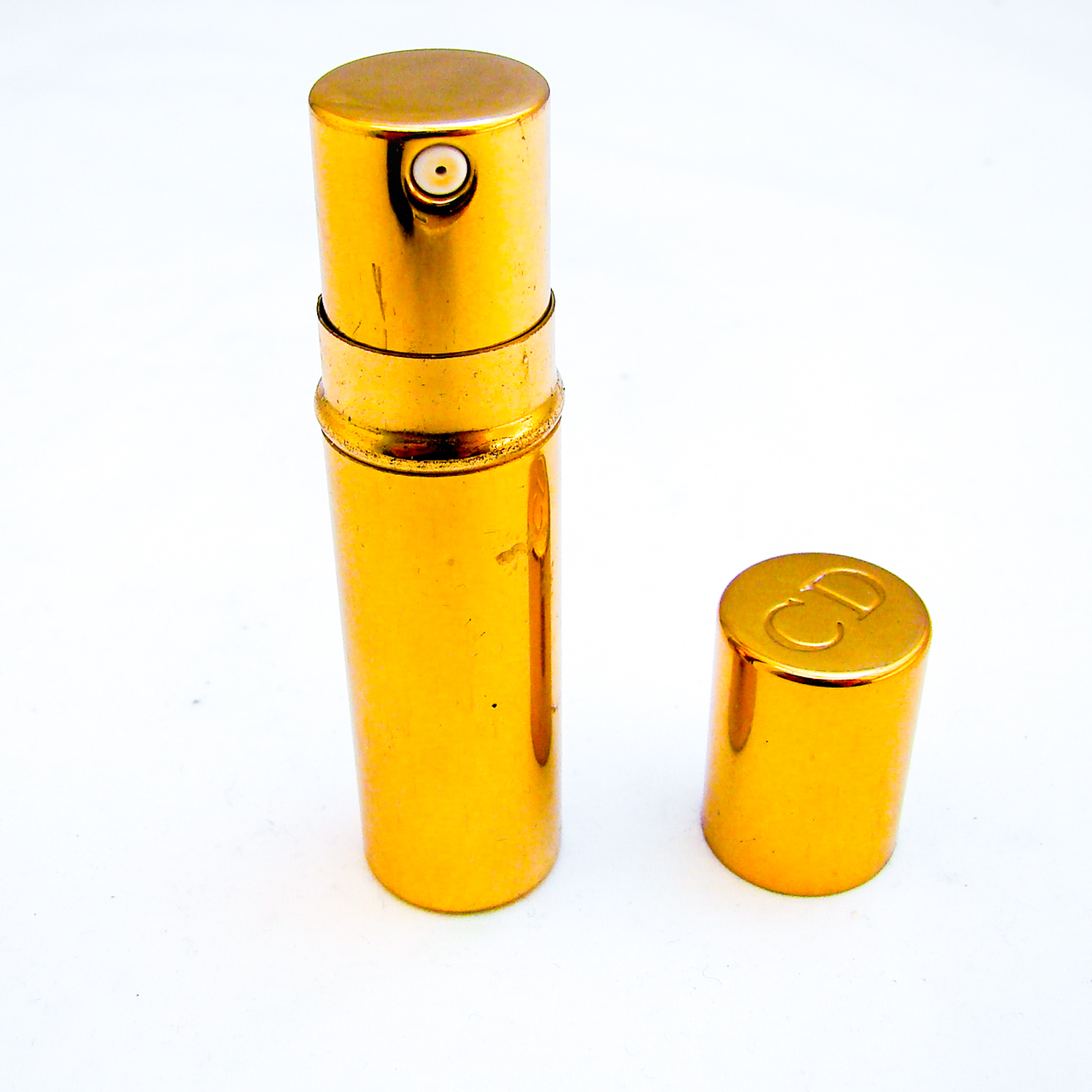 Dior Purse Spray | semashow.com