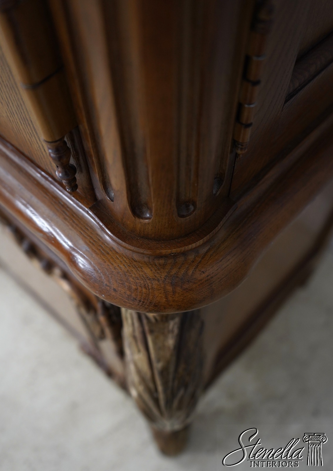 61732EC: HENREDON Large Visage Collection Bedroom Armoire, Stenella ...