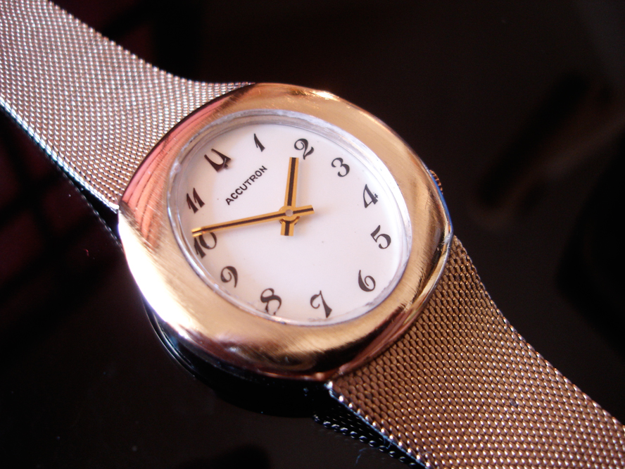 crown_jewel_watches : 1971 Vintage Mens 14k Gold Filled BULOVA ACCUTRON 218